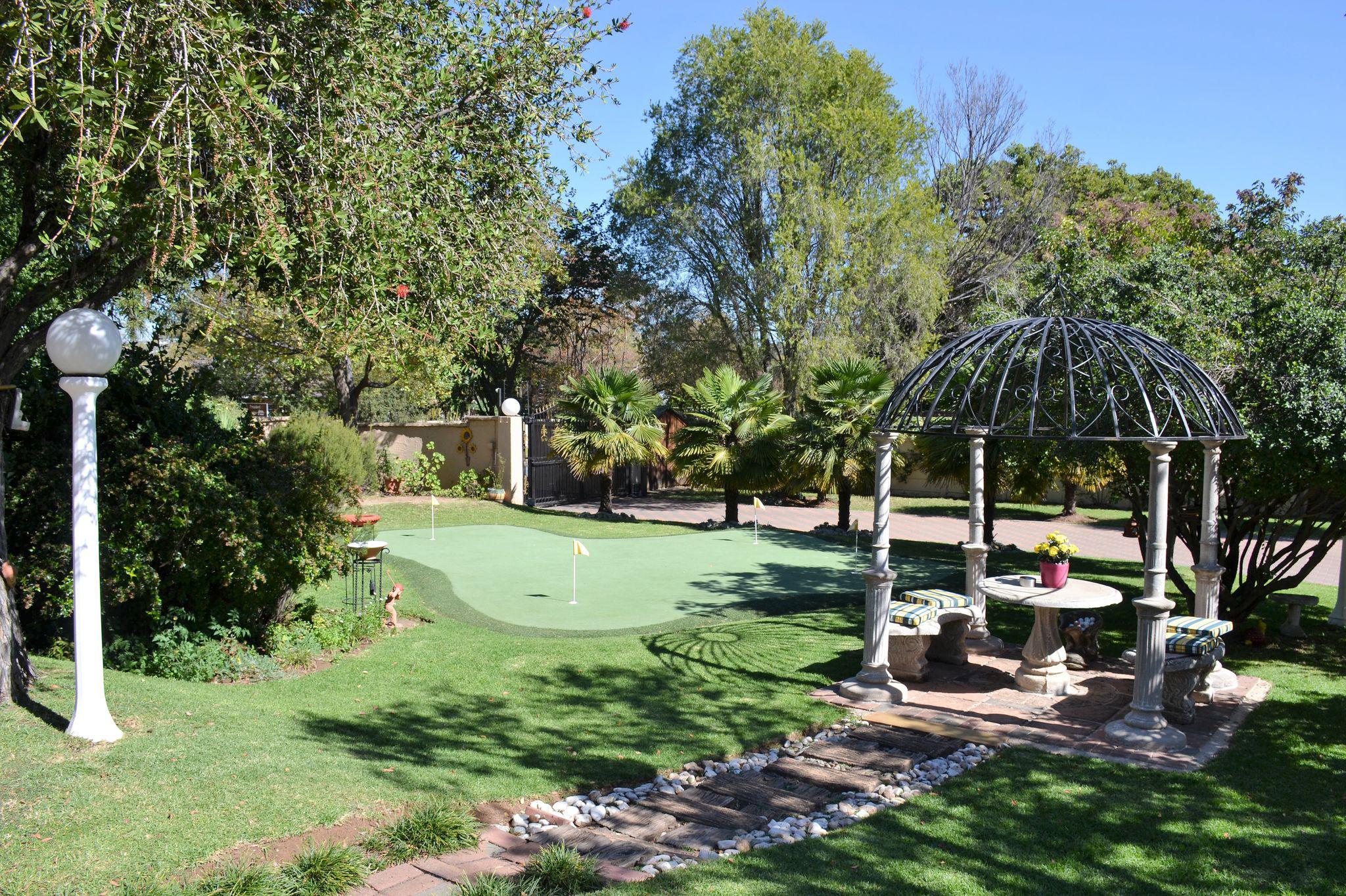 Contact Us - Golfer's Lodge